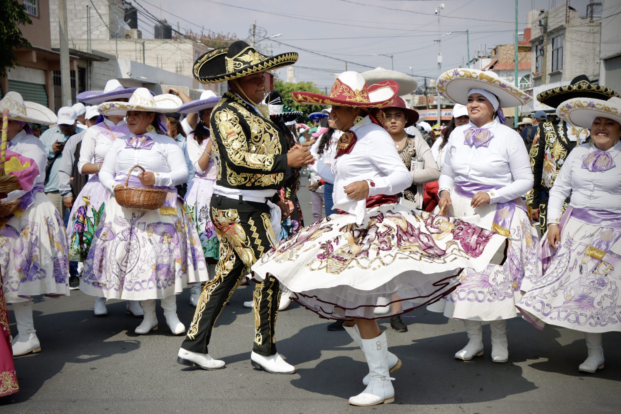 INICIA EL CARNAVAL DE CHIMALHUACÁN 2025 CON GRAN DESFILE Y DECENAS DE ...